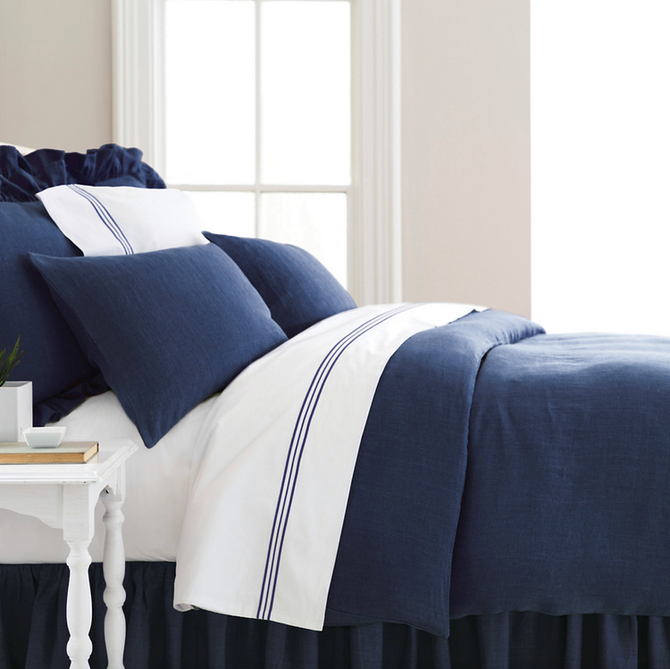 The Best Soothing Color Palettes to Create a Sense of Calm in Your Bed ...